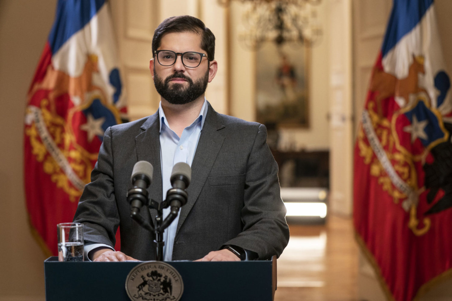 Gabriel Boric presenta su primer Presupuesto: gasto público crecerá 4,2 ...