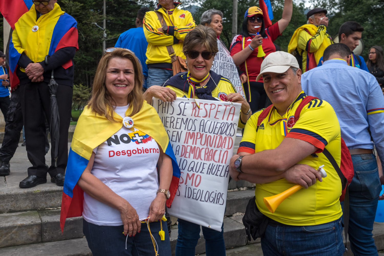 Colombia: Extravagante amor patrio - El Clarin de Chile