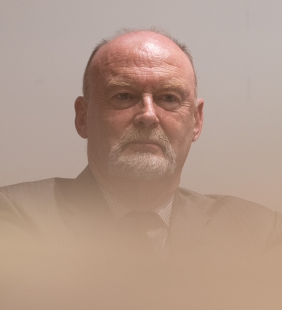 Entrevista a Martin Loughlin - El Clarin de Chile