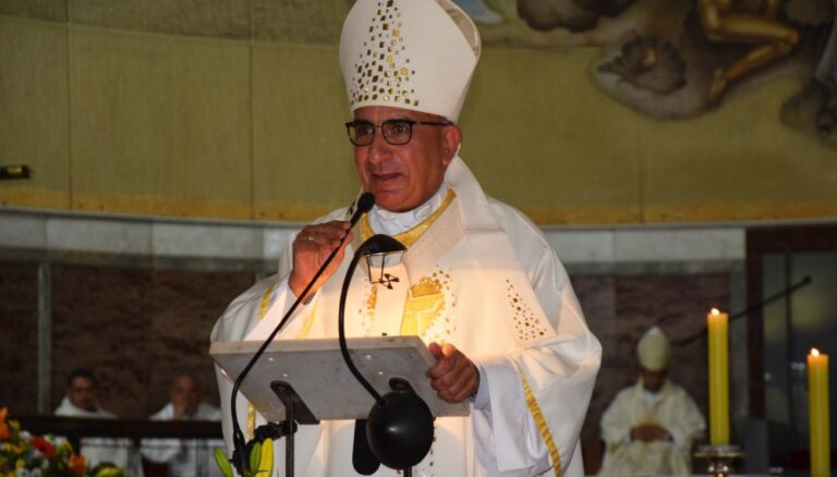 Chomali habló desde el púlpito - El Clarin de Chile