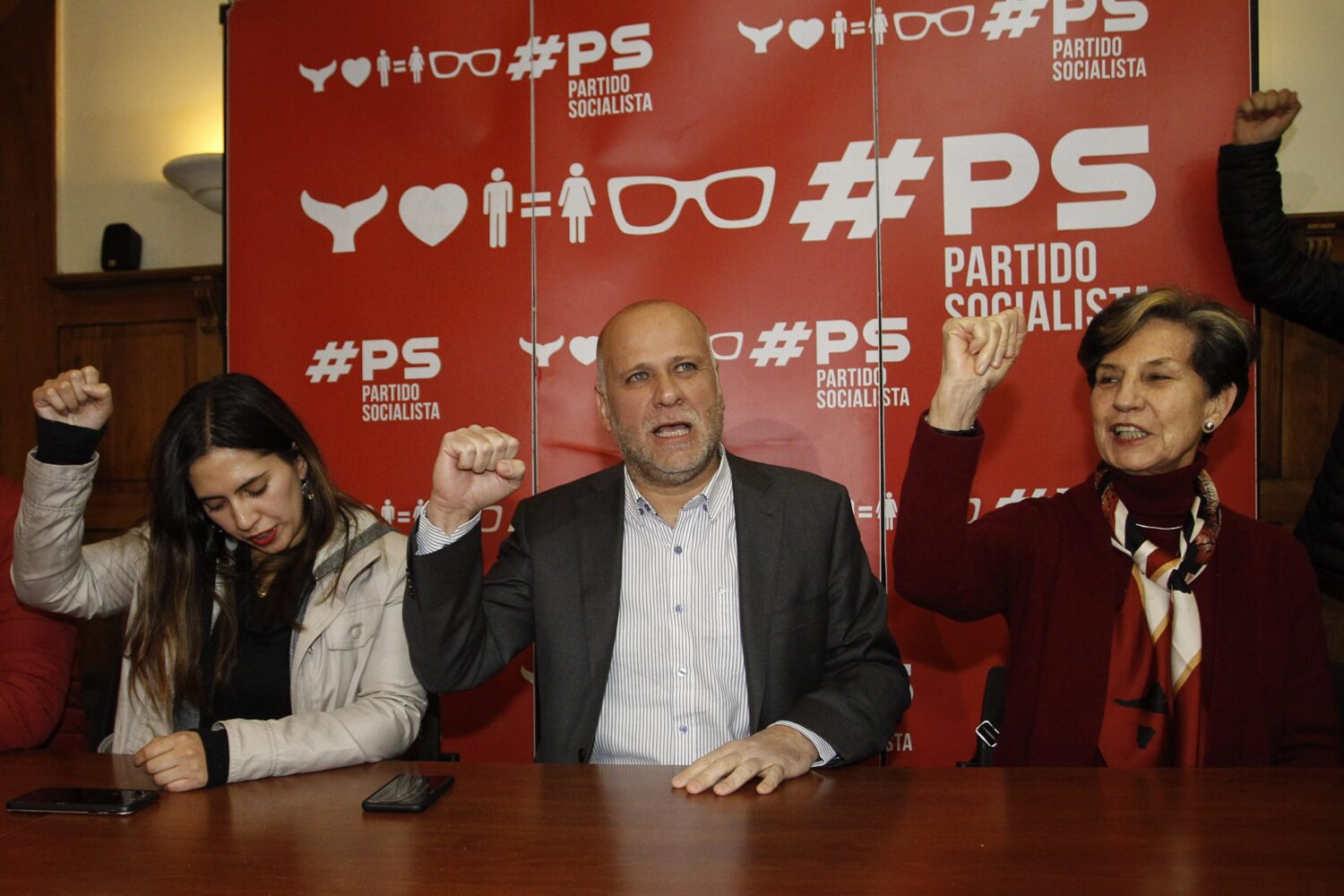 Las elecciones del PS: el forado entre su historia y su presente - El ...